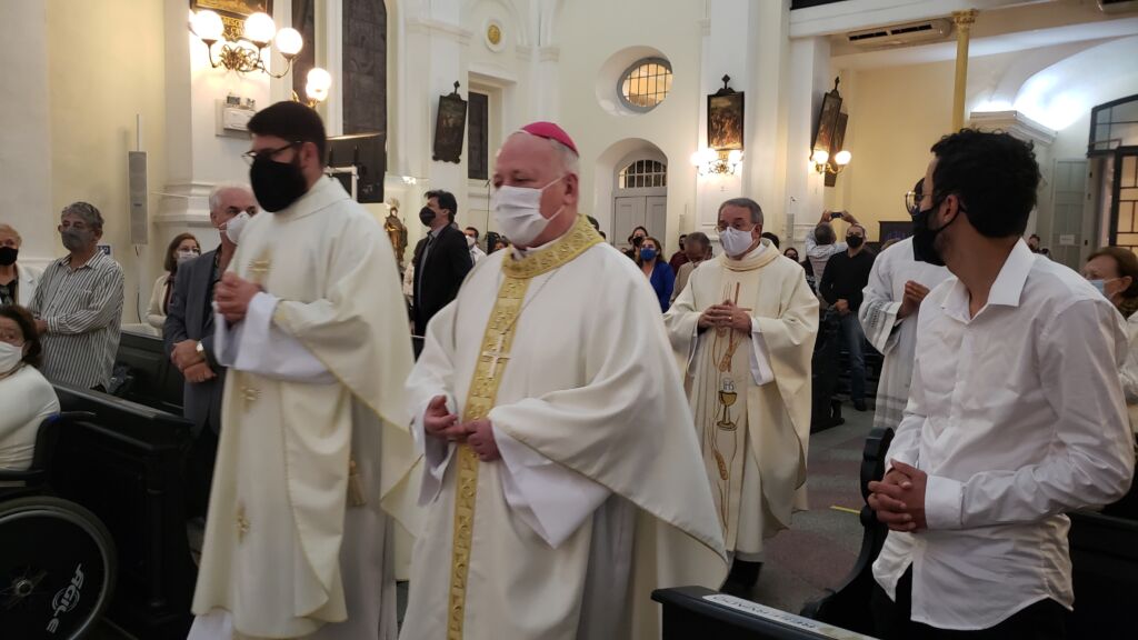 40 anos de presbiterado do Pe. David Antônio Coelho - Arquidiocese de ...