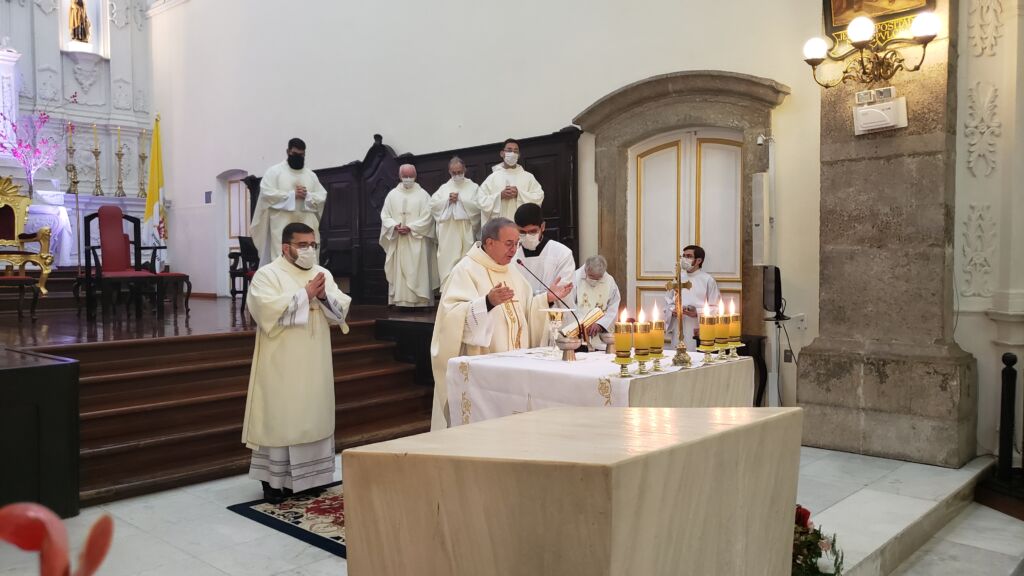 40 anos de presbiterado do Pe. David Antônio Coelho - Arquidiocese de ...